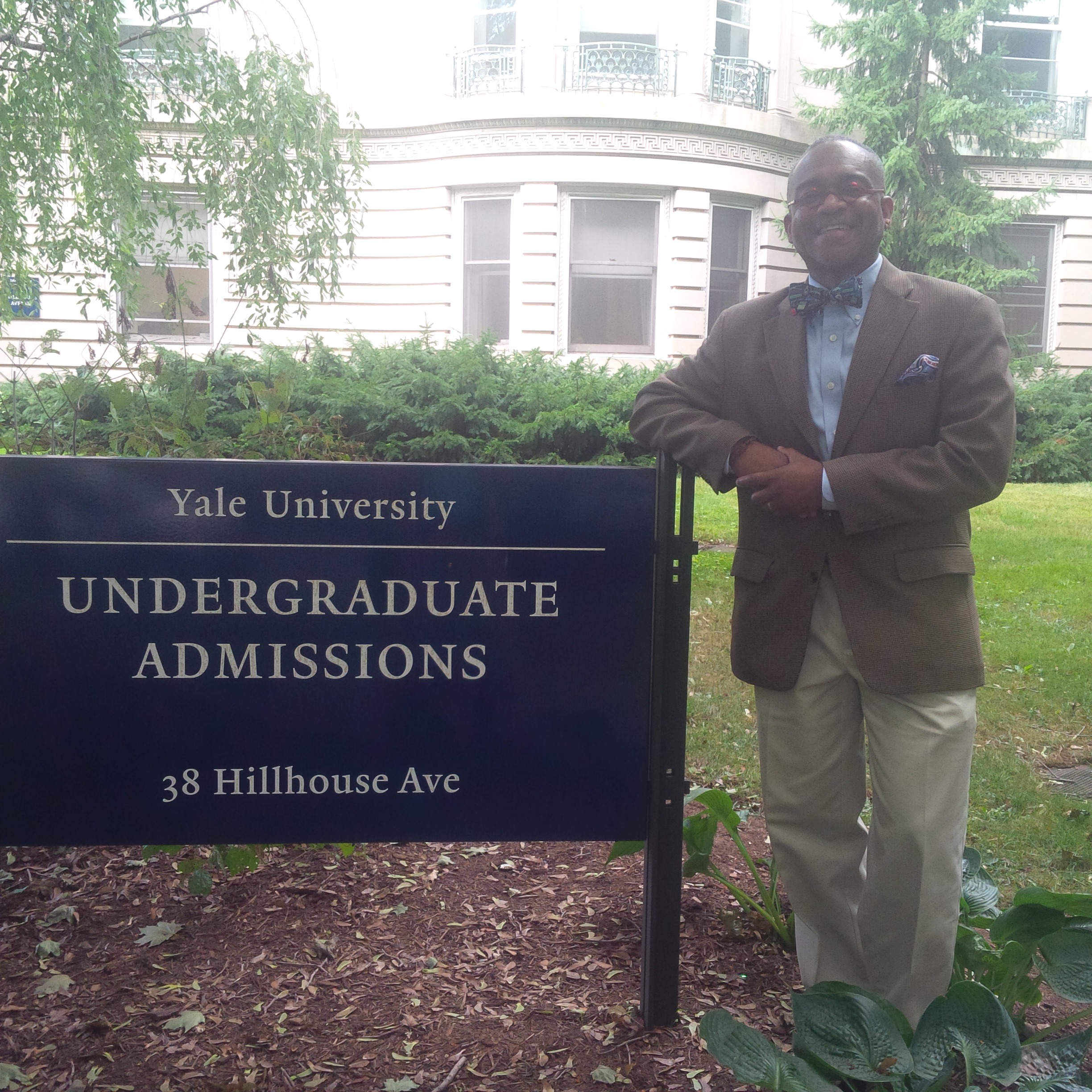 Why Dr Paul Lowe Visits College Campuses – Dr. Paul Lowe – Admissions ...
